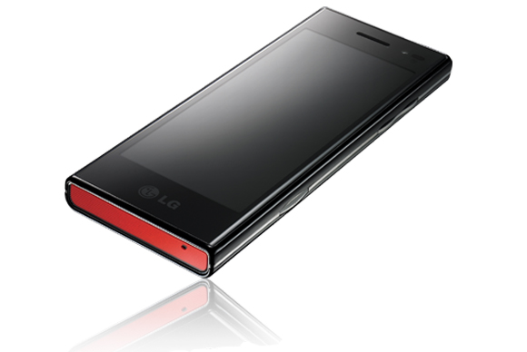 The best fashion phones: LG Chocolate, MotoJewel, Dior Reverie - ShinyShiny